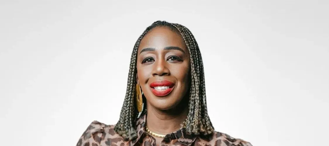 Lydia Amoah | Female Motivation Speaker | Booking Agent